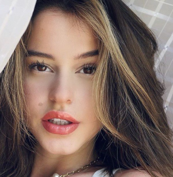 #43 Léa Elui Youtubeuse Tiktokeuse Instagrameuse Twittereuse INFLUENCEUSE INSTAGRAM TIKTOK ...